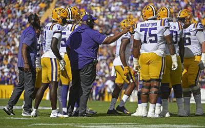 LSU lands one of the top remaining offensive linemen in the 2023 class ...