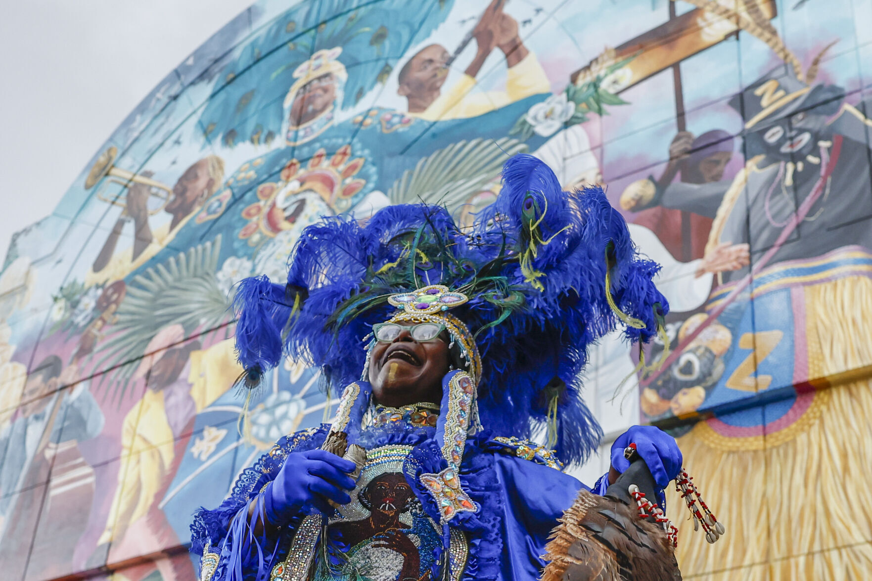 Huge, newly finished mural greets visitors to the Superdome | Arts ...