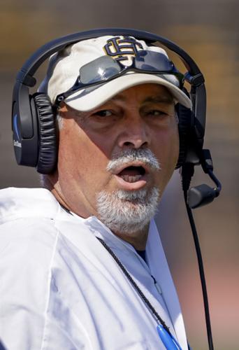 Early touchdowns decide outcome between St. Augustine and Holy Cross ...