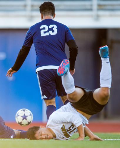 Boys soccer: Bonnabel busts through late to edge Ehret 3-1 | Prep ...