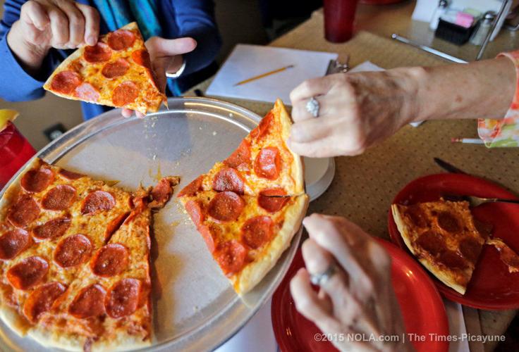 Theo's Pizza: Second stop on the Quest for the Readers Best pizza ...
