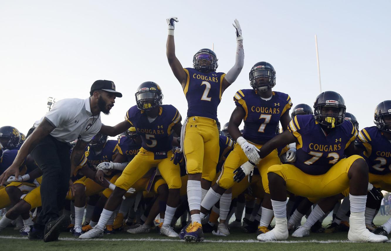 Photos: Louisiana's top two teams Edna Karr, John Curtis face off ...