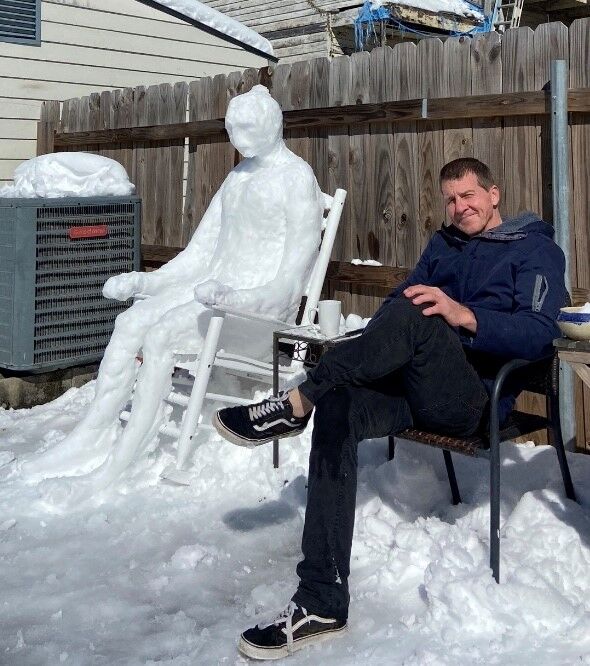 A below-freezing bikini dash through the snow in New Orleans ...