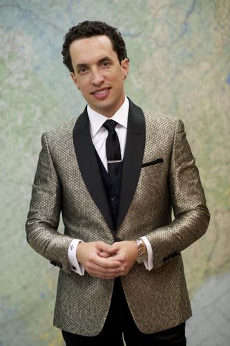 Singer Robin Barnes marries Pat Casey twice in one week | Archive ...