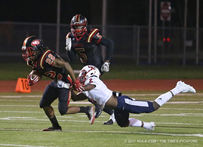 Lake Area vs. Helen Cox at West Jefferson Stadium: photo gallery ...
