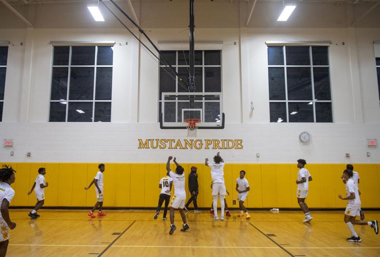 McMain championship experience comes through for opening win against L ...