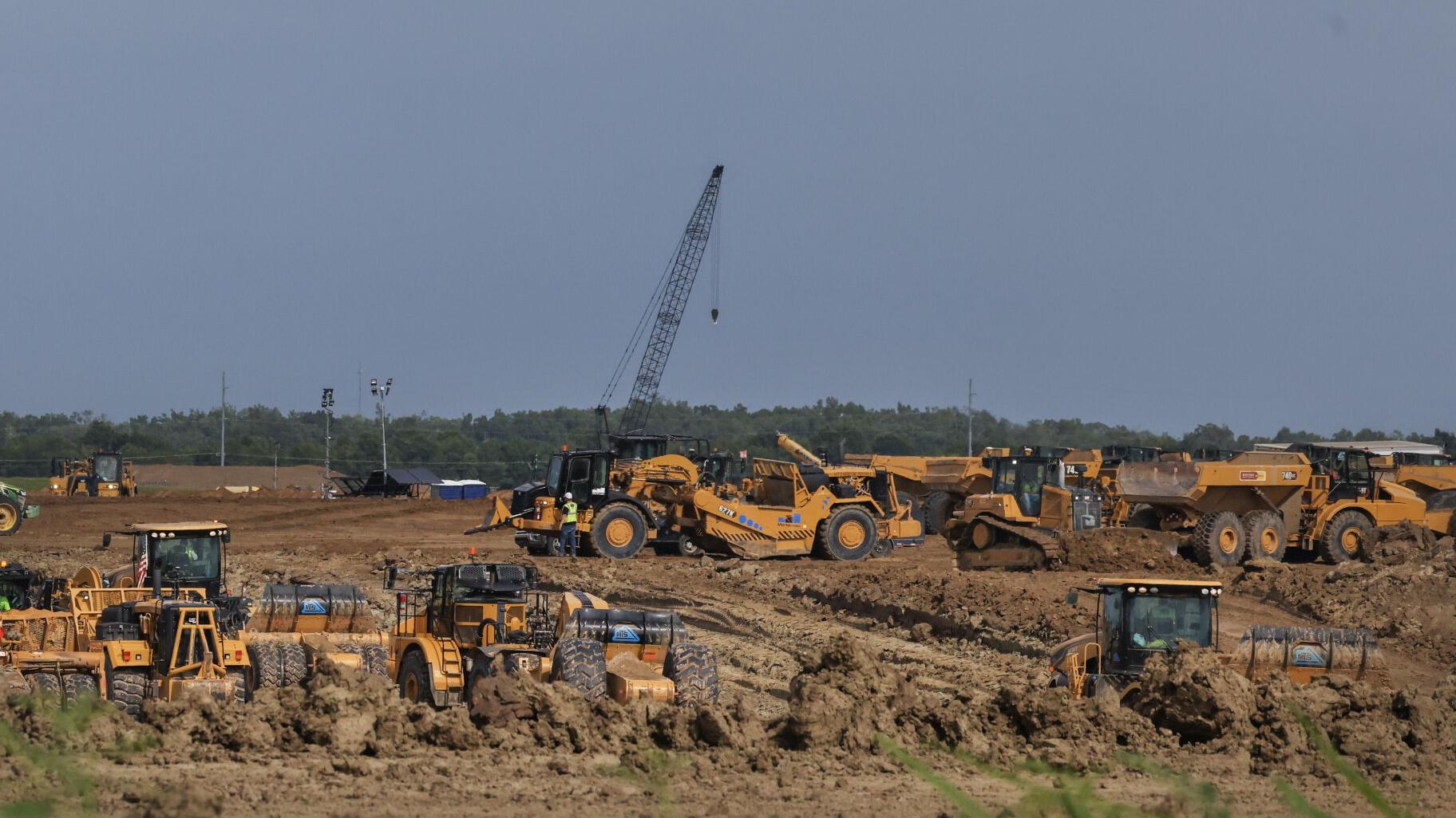 meta data centre construction