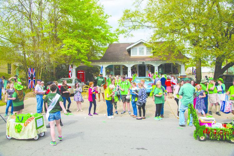 Couple from Covington adds new flair to city's St. Patrick's Day parade ...