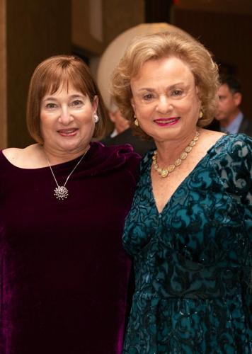 Touro Synagogue bestows L'Chayim Award on its first female president ...