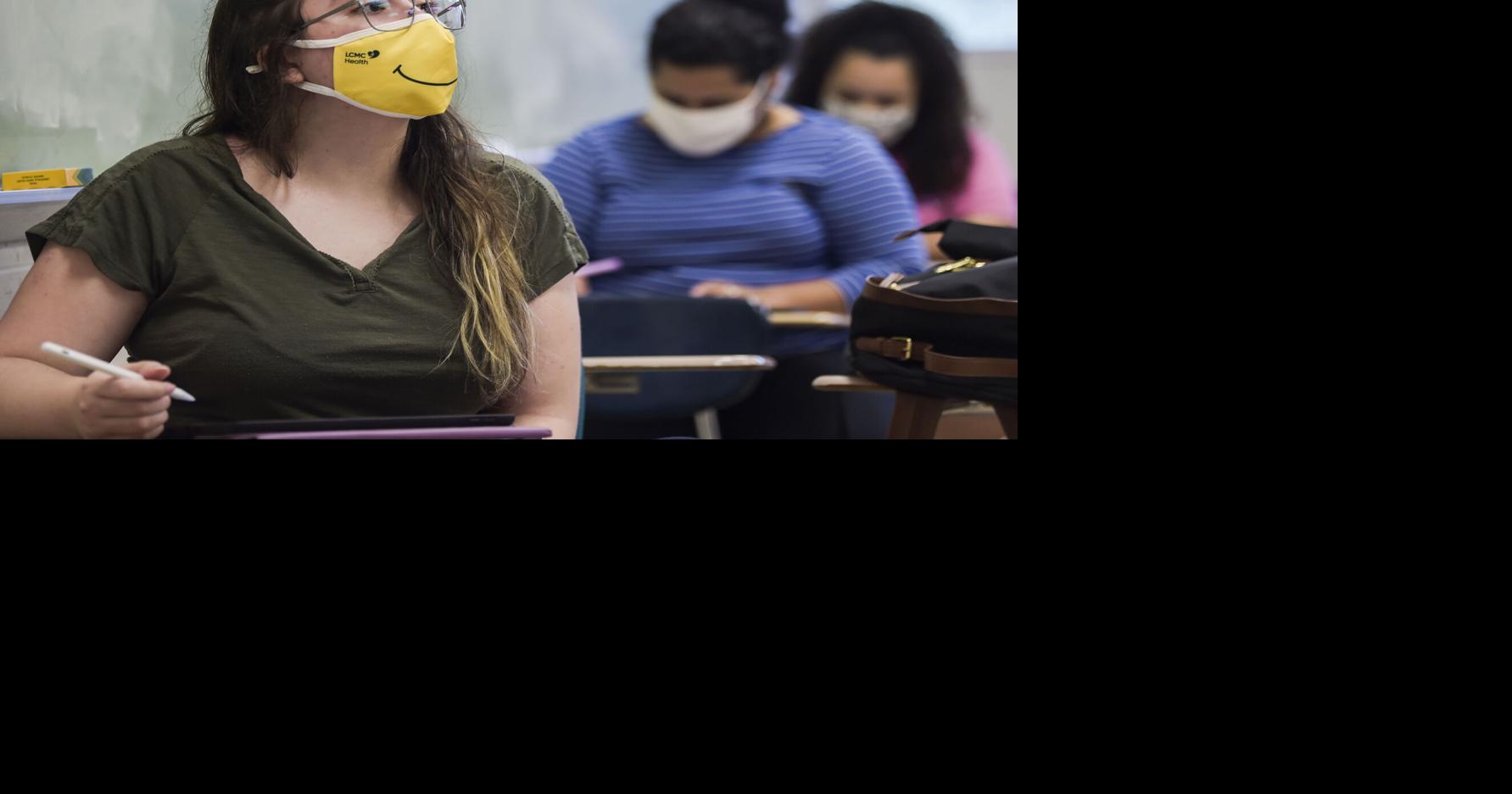 Photos: UNO students attend the first day of class, as Tulane and ...