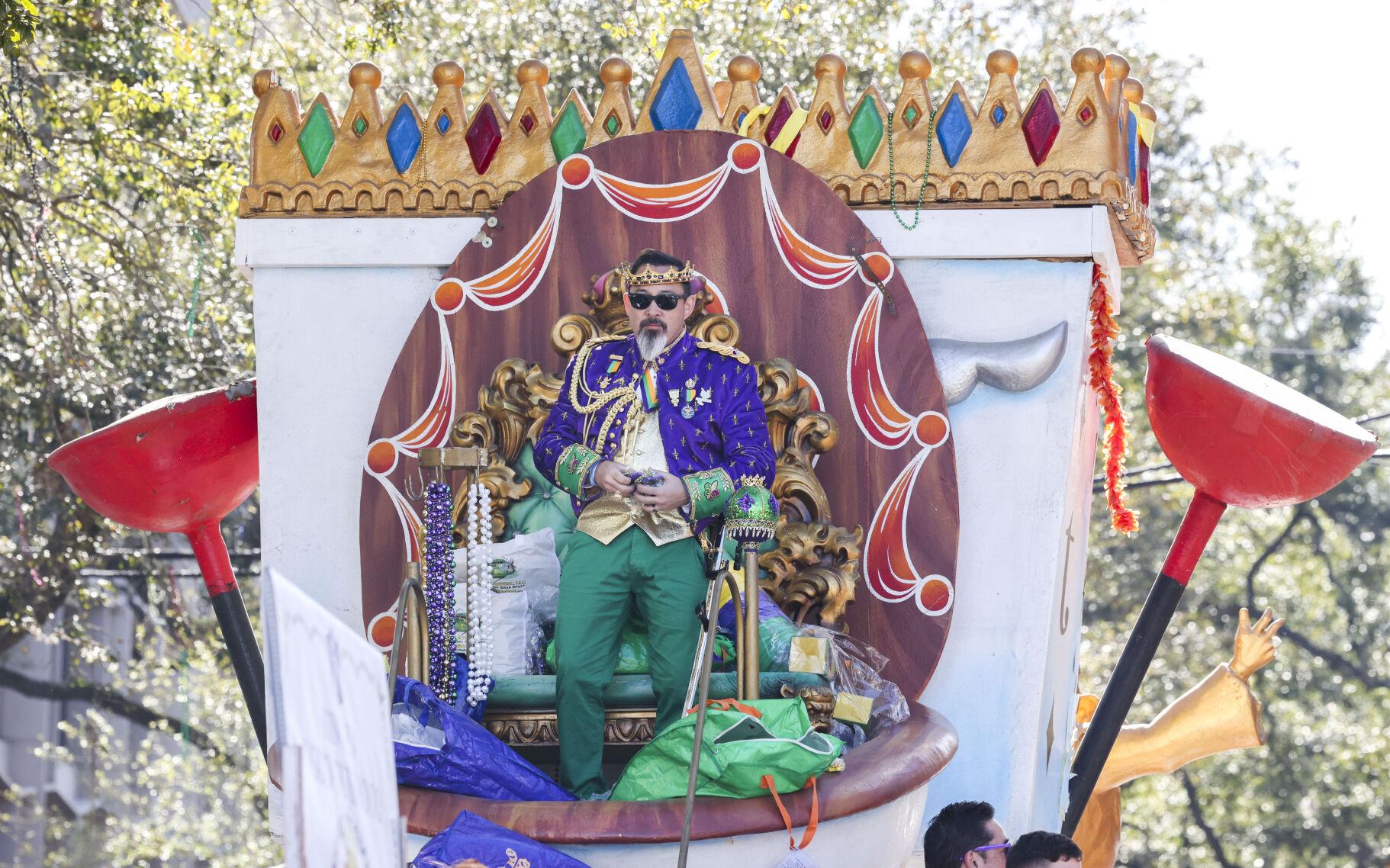 The Krewe of Tucks rolled to the theme Tucks Can't Drive 55 ...