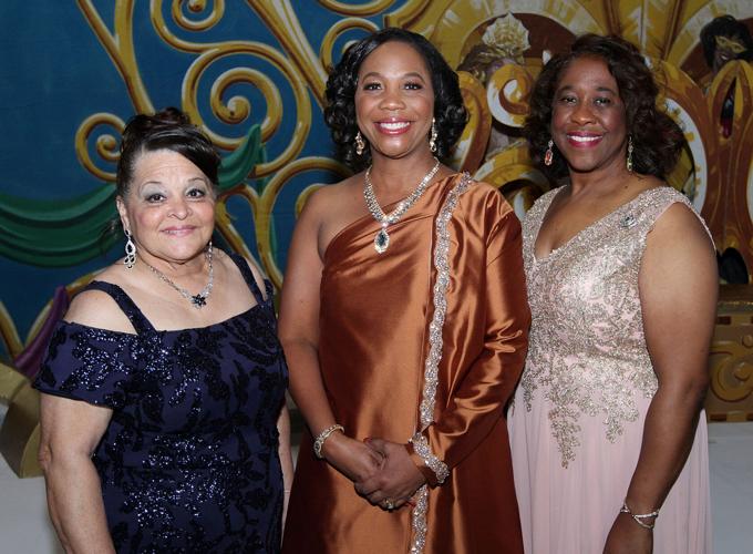 Nell Nolan: Original Illinois Club ball: Alyssa Hoey deb party ...
