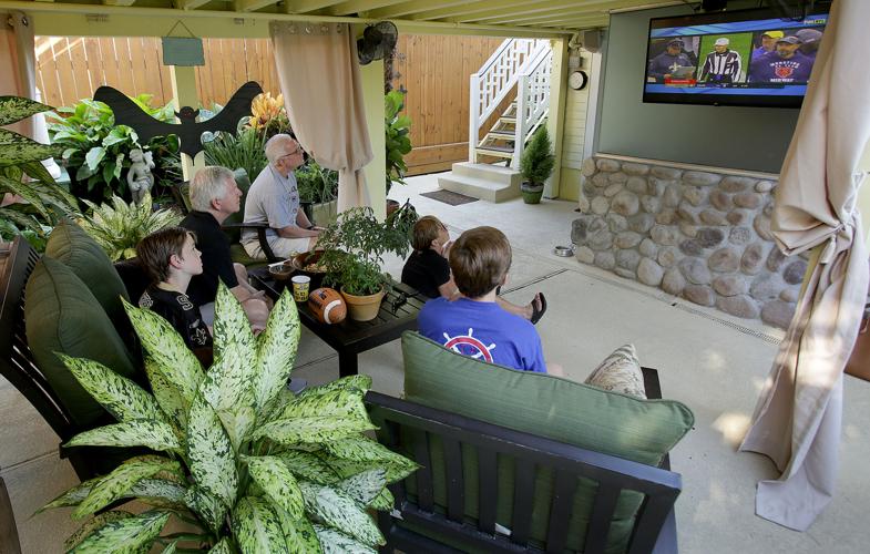 See Superdome announcer Mark Romig’s home: a Saints haven where friends ...