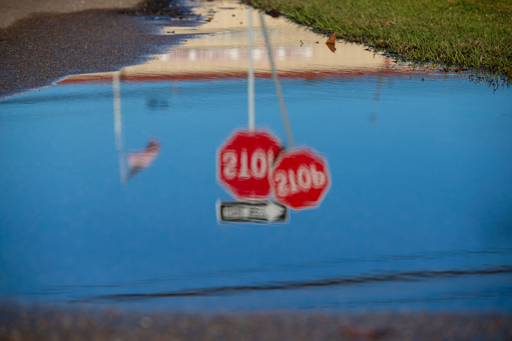 Jefferson Highway drivers complain of duplicate road signs | Jefferson ...