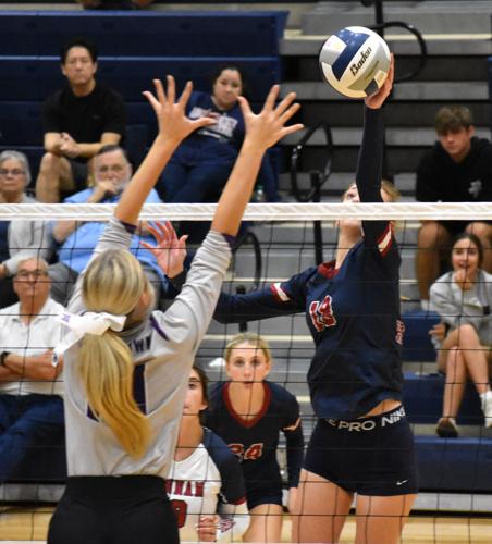 Dominican knocks off host Hannan in 3-set thriller to win tournament ...