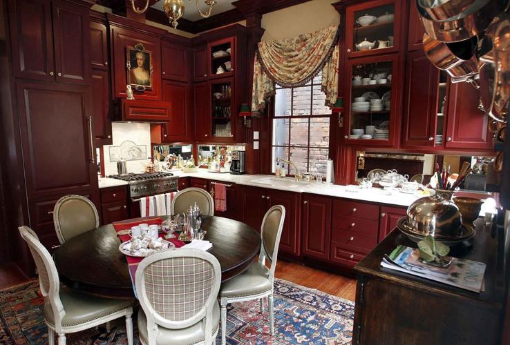 Six romantic red rooms: Daily design inspiration (photo gallery) | Home ...