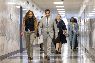 New Orleans LA mayor faces scandal isolated, away from view | Local ...