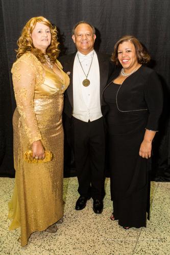 Original Illinois Club Ball soars at its annual ball | Parties/Society ...