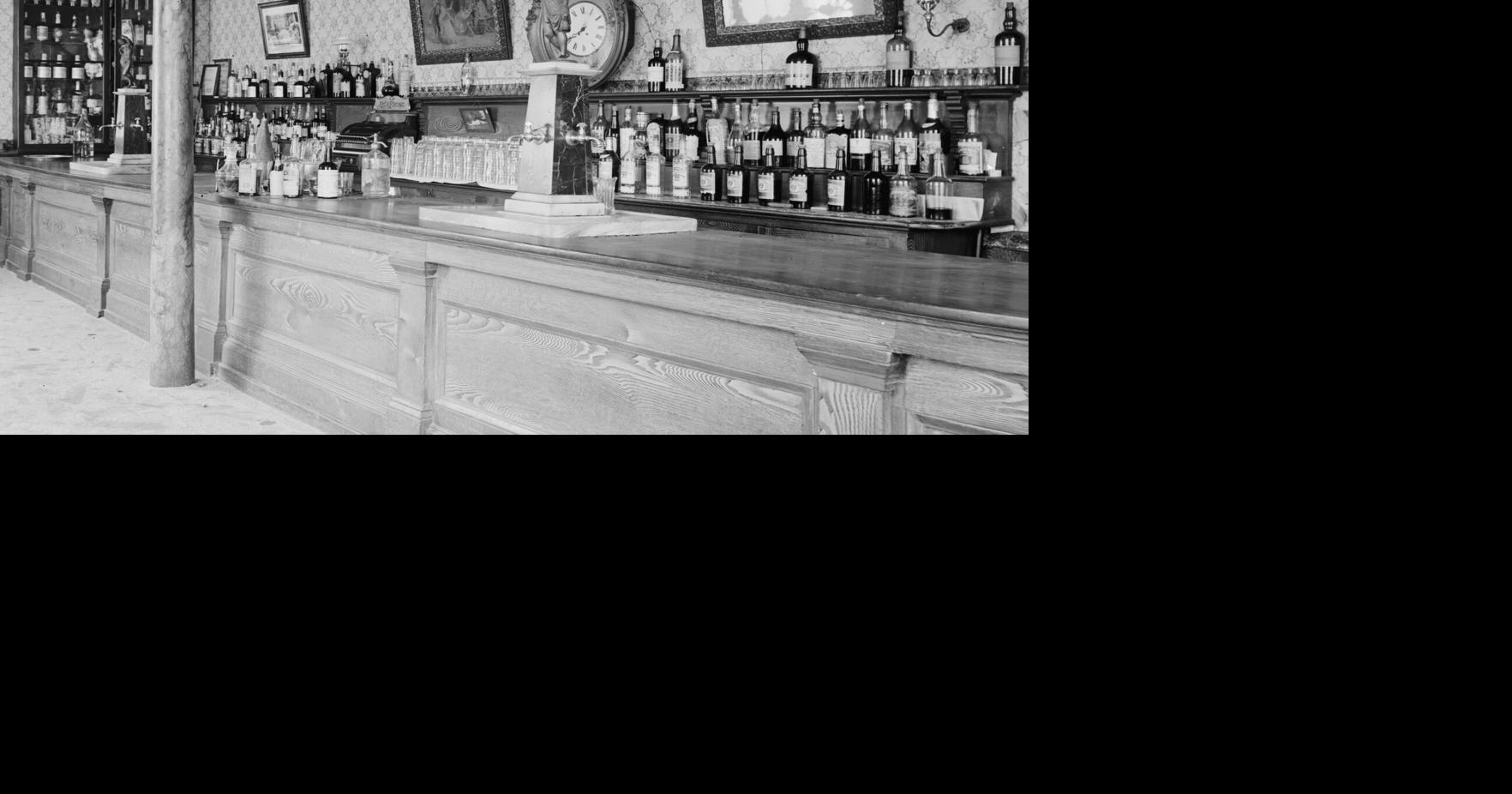 Dueling Absinthe House bars caused decades of confusion | Entertainment ...