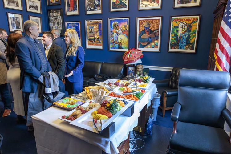 Helena Moreno meets Donald Trump during whirlwind DC trip | Local ...