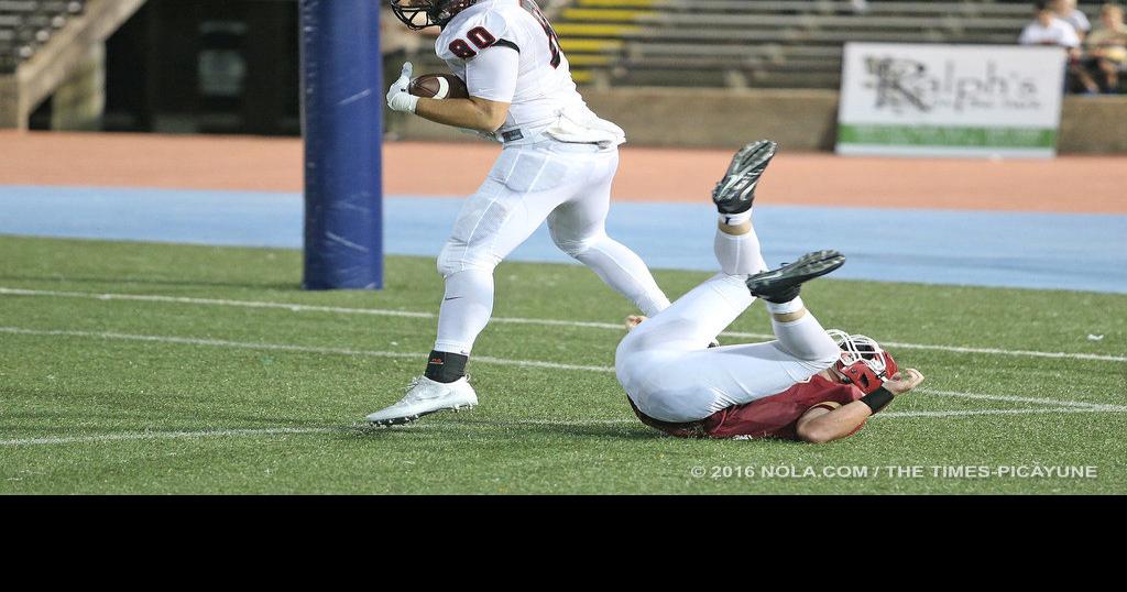 Brother Martin defeats St. Stanislaus 42-7 at Tad Gormley: photo ...