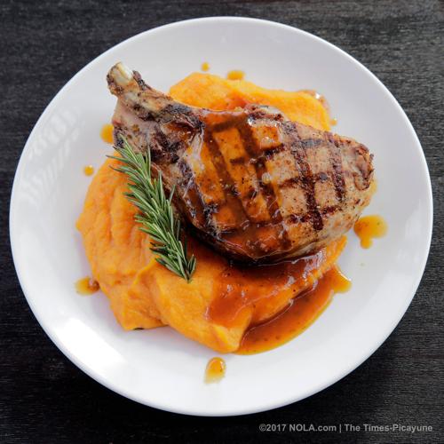 Station 6, a refined Bucktown seafood place, earns 3 beans: restaurant ...