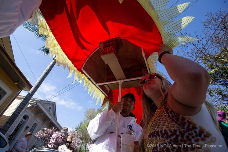 See the krewes of Red Beans and Dead Beans meet on Lundi Gras 2019 ...