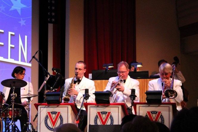 Singer Spencer Racca, evoking Sinatra, wins Stage Door Idol competition ...