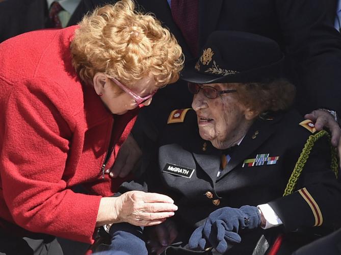 These 7 soldier homecoming videos will warm your heart this Veterans ...