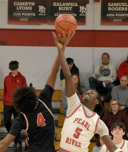 A total team effort was the difference in the Fontainebleau-Pearl River ...