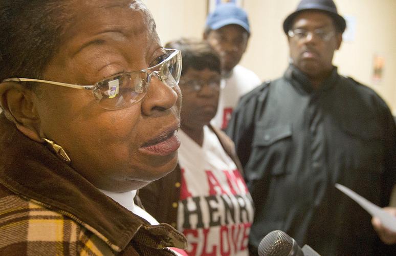 Lawyer for cop who shot Henry Glover: Classifying death a homicide ...