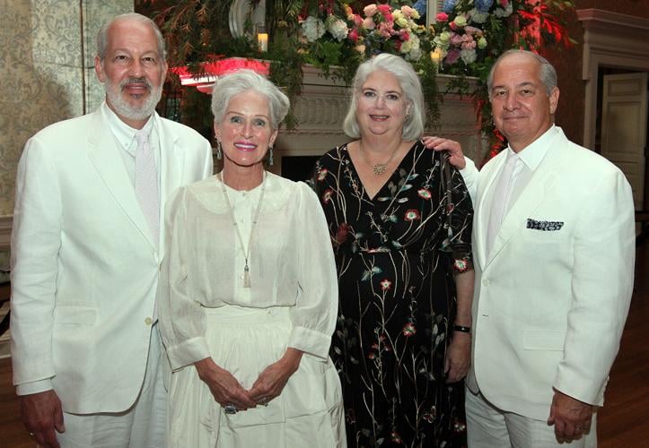 Nell Nolan: 6 debs Flying | Parties/Society | nola.com