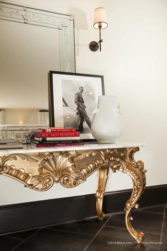 Designer Shaun Smith brings a fresh look to a 1930s neo-classical New ...