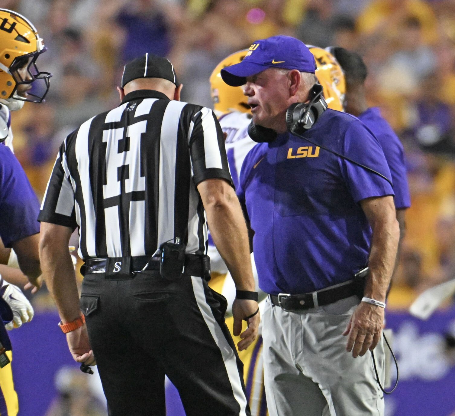 LSU football coach Brian Kelly gets trucked on sideline | Football ...