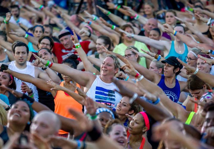 Photos: Rise & grind: 20,000 get active at the Mercedes-Benz Superdome ...