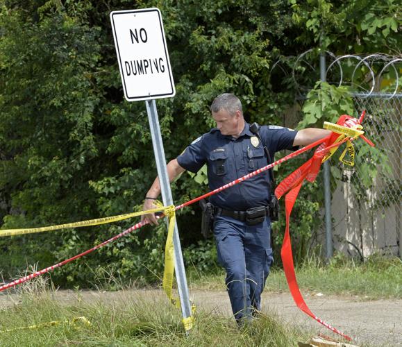 Weller Avenue victim fatally shot blocks from where his dad fatally ...