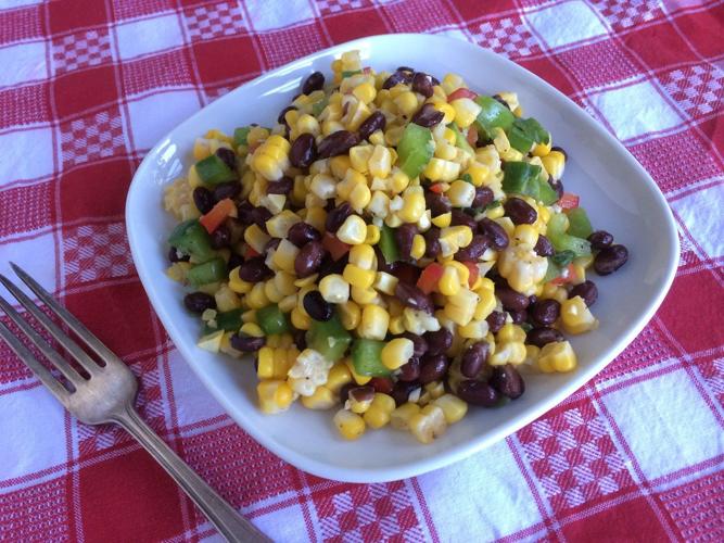 How to choose and store fresh corn, plus 3 recipes that emphasize their ...