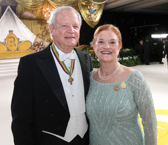 Nell Nolan: Meeting of Rex and Comus courts on Mardi Gras ...