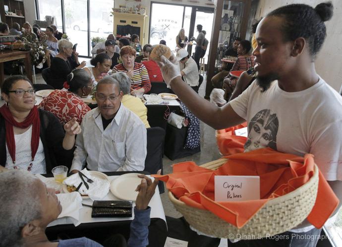 Sold-out dinner explores former slaves' impact on Southern cooking ...