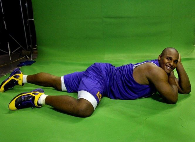 Les Miles dishes on Cuba, Tigers fall to Tulane: LSU week in review ...