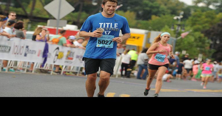 Marathon runners in Pennsylvania outraged after slow-moving train ...