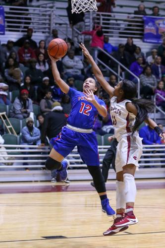 Cara Ursin's big second half helps carry undefeated Destrehan past ...