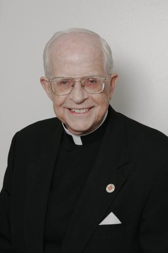 Rev. Tom Chambers, former University of Holy Cross president, dies at ...