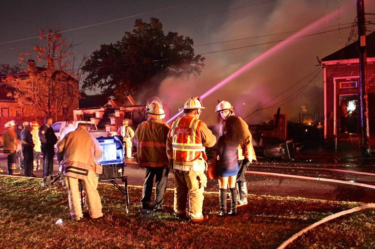 7th Ward fire destroys 2 homes, damages another | Traffic | nola.com 7th Ward fire destroys 2 homes, damages another | Traffic | nola.com
