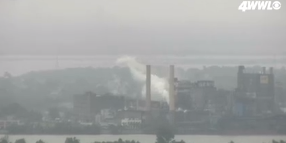 Domino Sugar Refinery in Arabi catches fire; at least 300 employees ...