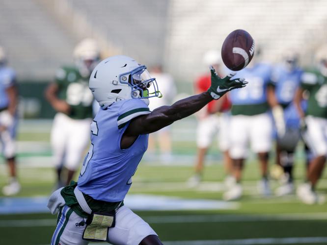 Big little men: wideout Lawrence Keys, running back Shedro Louis ...