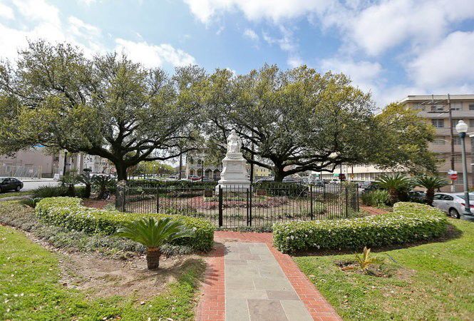 Free tours give detailed history of New Orleans' cultural landscapes ...