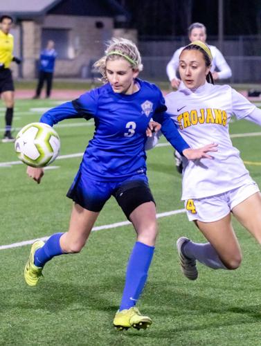 Krista Prescott sends Mandeville to Division I title match with final ...