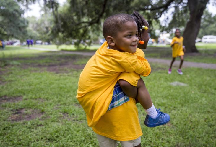 Reunion draws 1,000 Mercadals (and Mercadels) to City Park for food ...