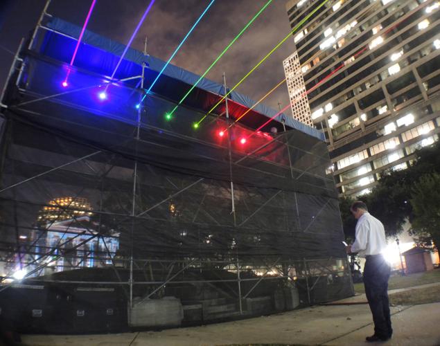 Look, up in the sky: 'Global Rainbow' laser zips over New Orleans ...